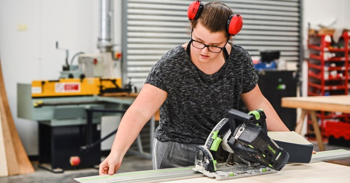 Scenic Construction: Building… | Royal Welsh College of Music & Drama