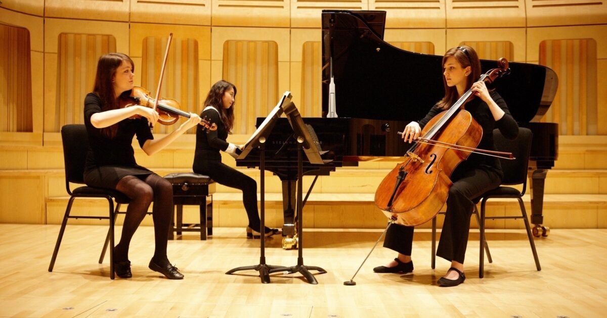 Cyngherddau Awr Ginio | Royal Welsh College of Music & Drama