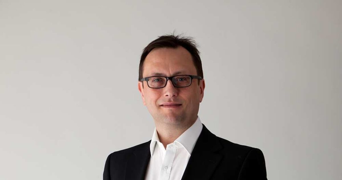 Simon Jones | Royal Welsh College of Music & Drama