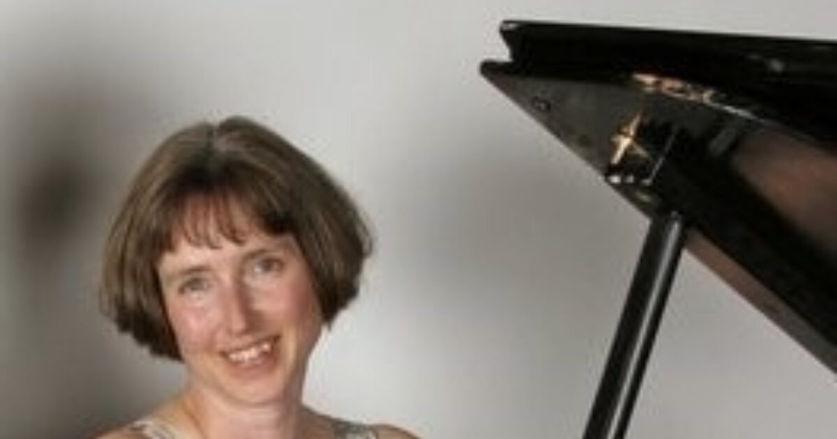 Catherine Roe-Williams | Royal Welsh College of Music & Drama