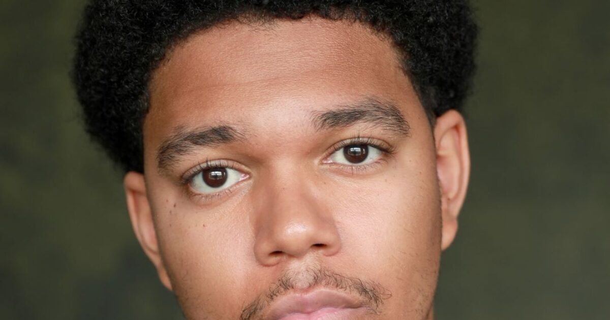 Lawrence Mignott | Royal Welsh College of Music & Drama