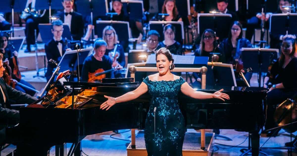 Jessica Robinson | Royal Welsh College of Music & Drama